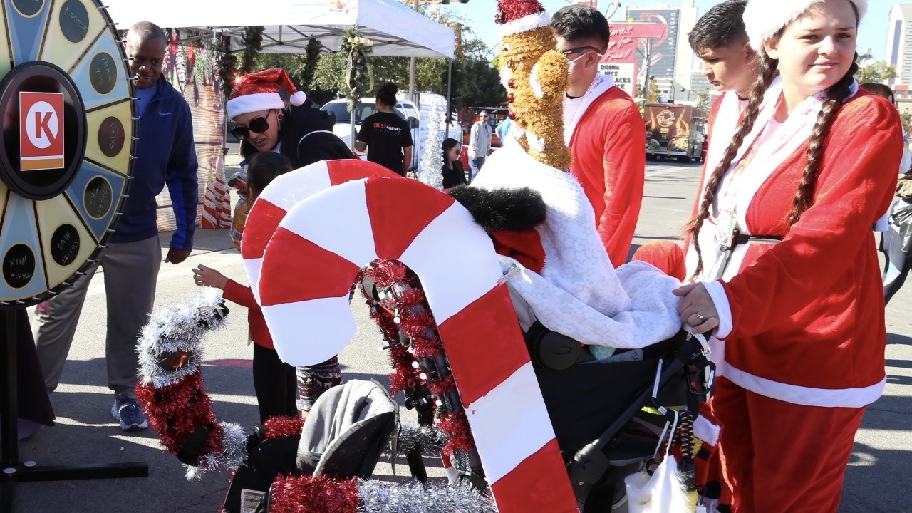 Running With Santa Claus For A Great Cause - Master of Barricades