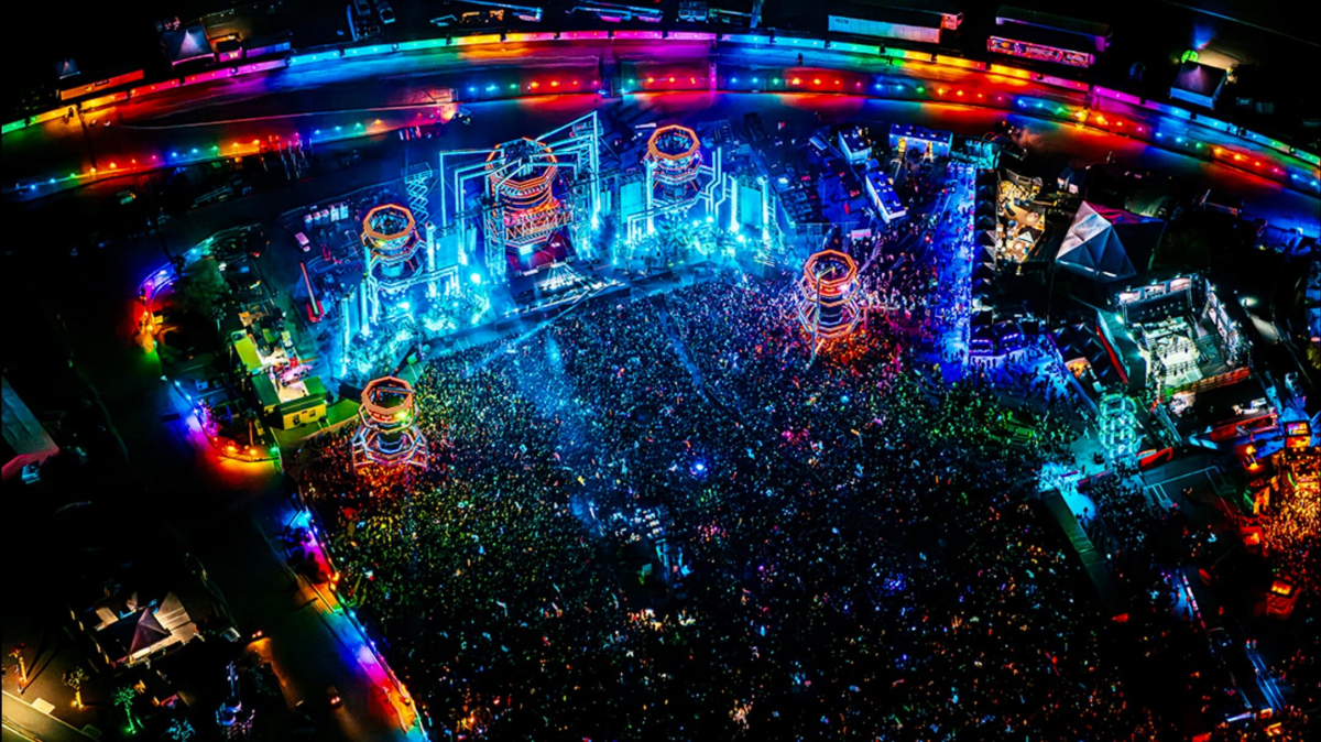 EDC Navigates Neon Nights In Las Vegas 2025 - Master of Barricades